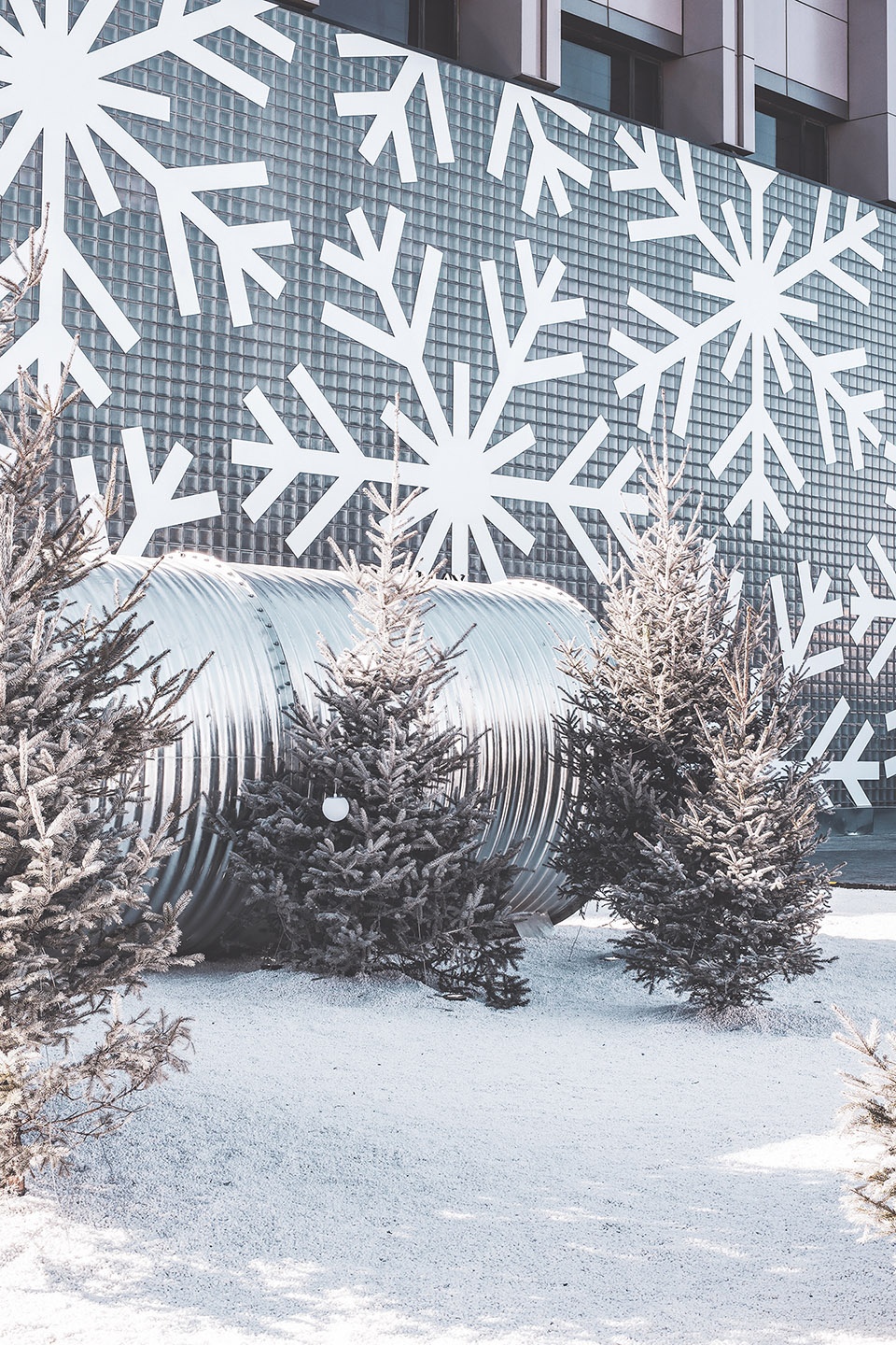 HARMAY 白色冬季装置案例 - 知末全球案例